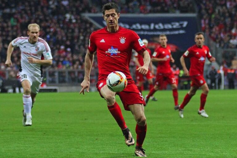 Lewandowski Joins the Champions League 100-Goal Club… There May Never ...